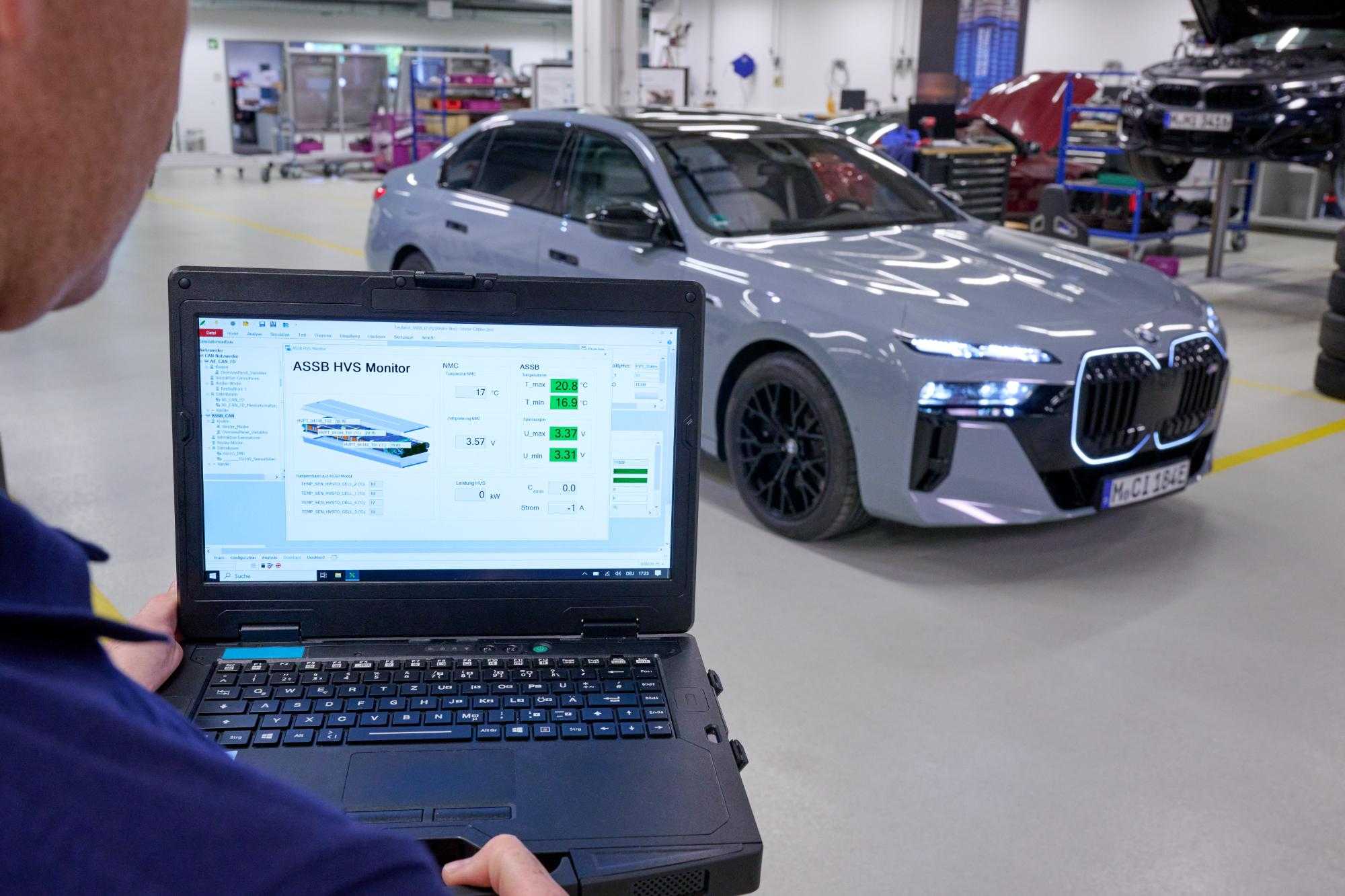 BMW testează baterii solid-state pe modelul i7: autonomie mai mare fără ...